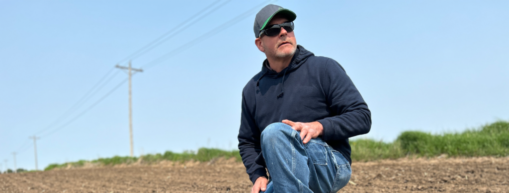 WSMB ‘pats’ former president on the back for successful leadership ...